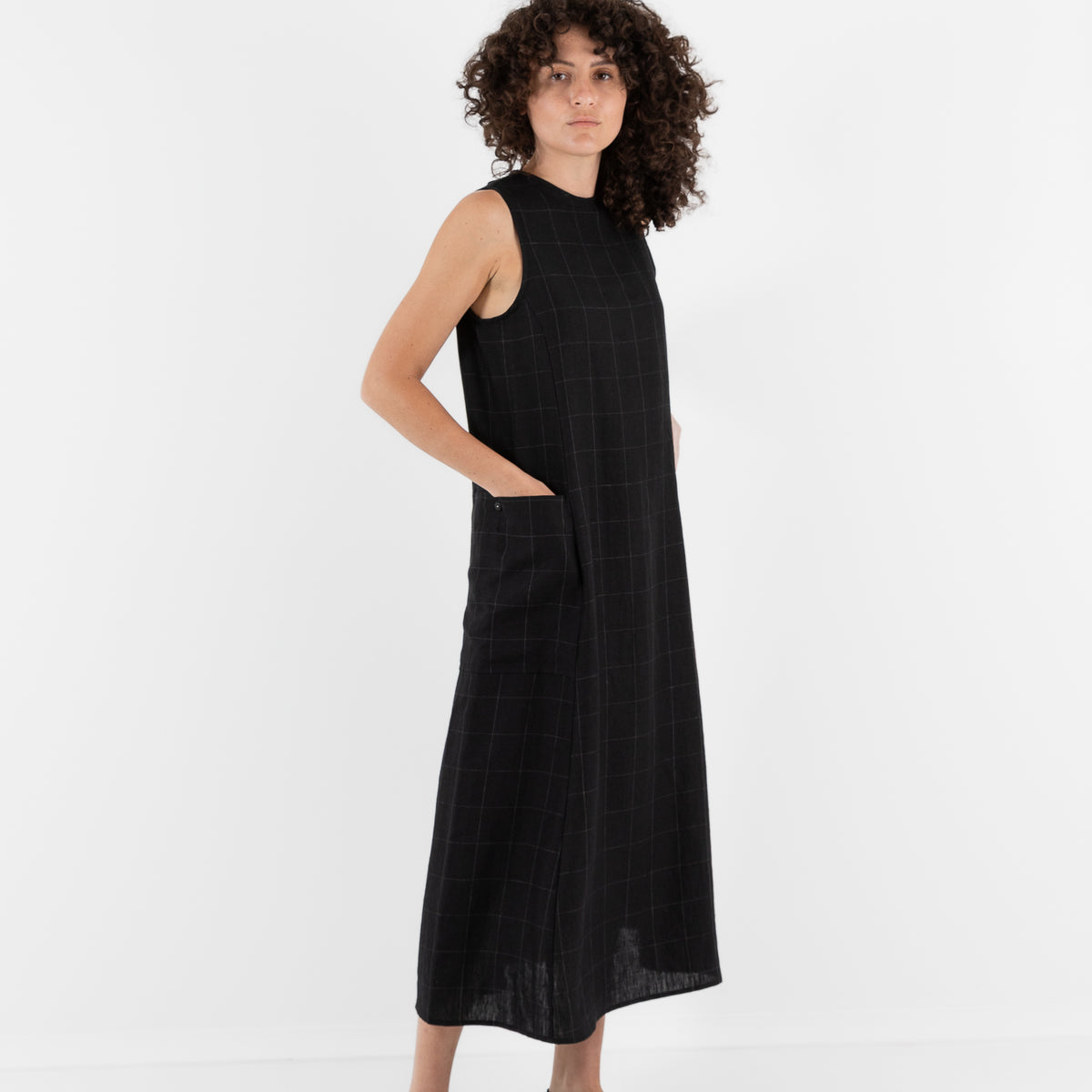 Der Antagonist Dress at Worthwhile